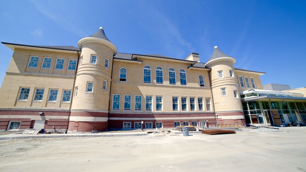 Closing the book on temporary library – The Reading Post