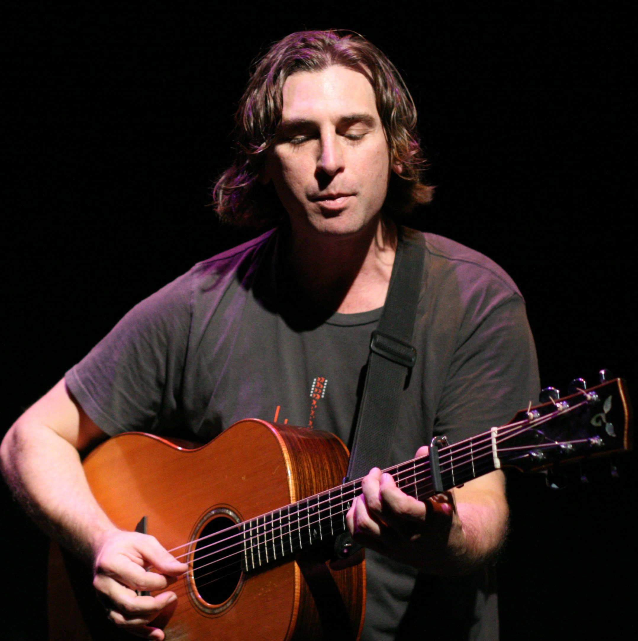 Joe Crookston Returns to Linden Tree Coffeehouse – The Reading Post