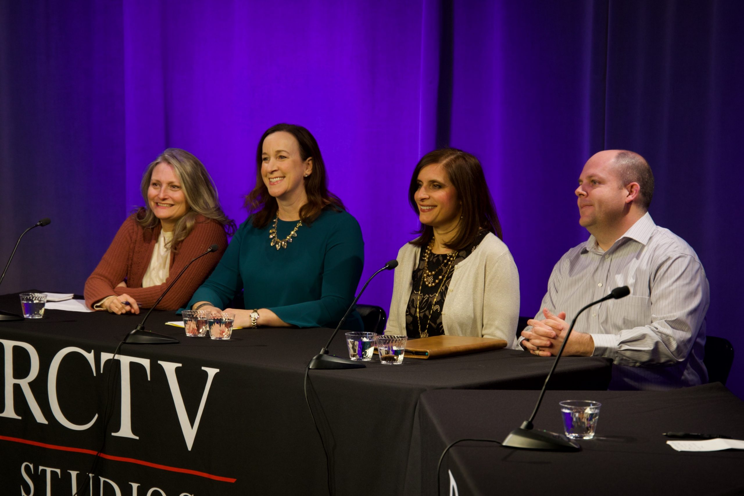 School Committee Candidates Face-Off at RCTV | The Reading Post
