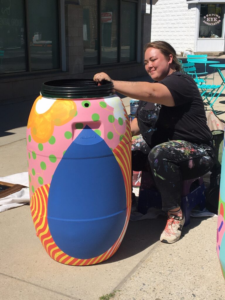 Professional Muralist Anna Dugan Makes a Splash in Downtown Reading ...