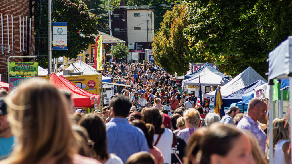 Photos: Reading Fall Street Faire 2024 – The Reading Post